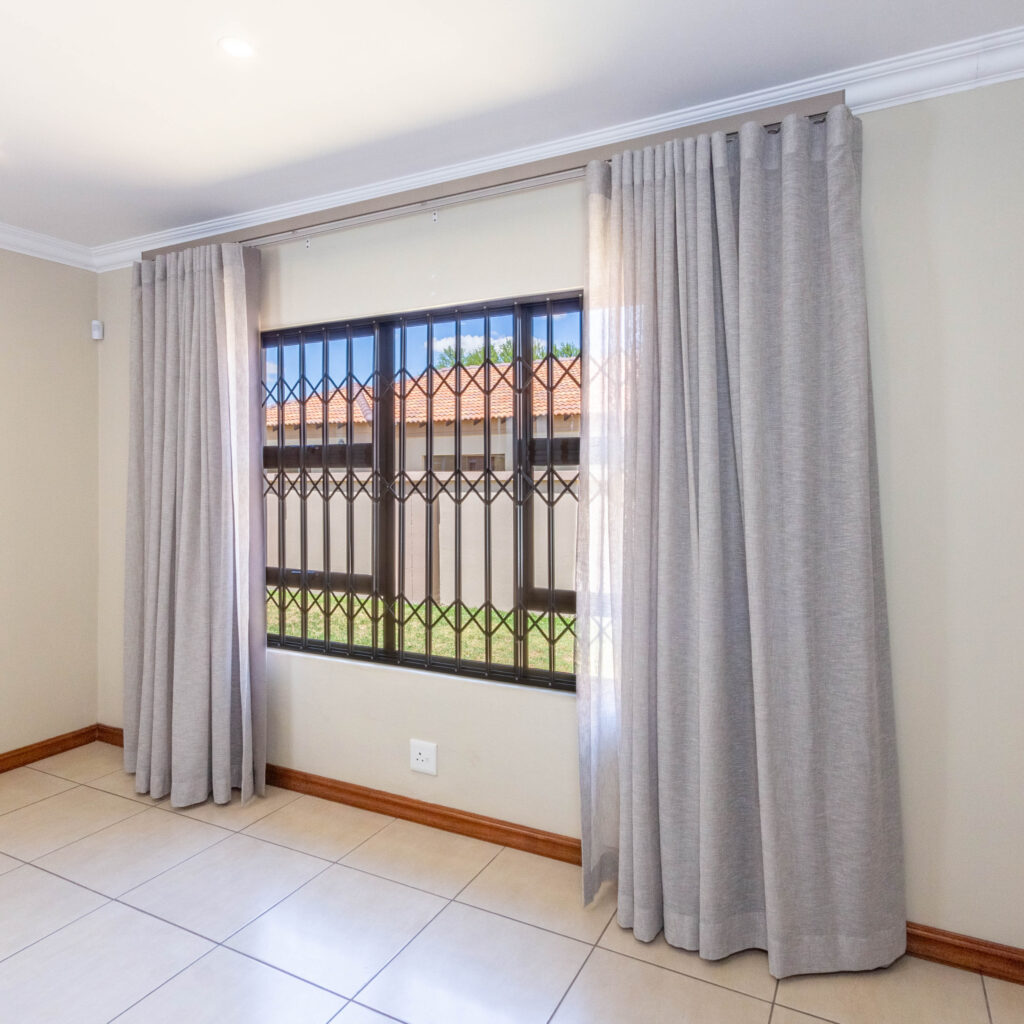 Double Wave Curtain - Stone - Blind Concepts