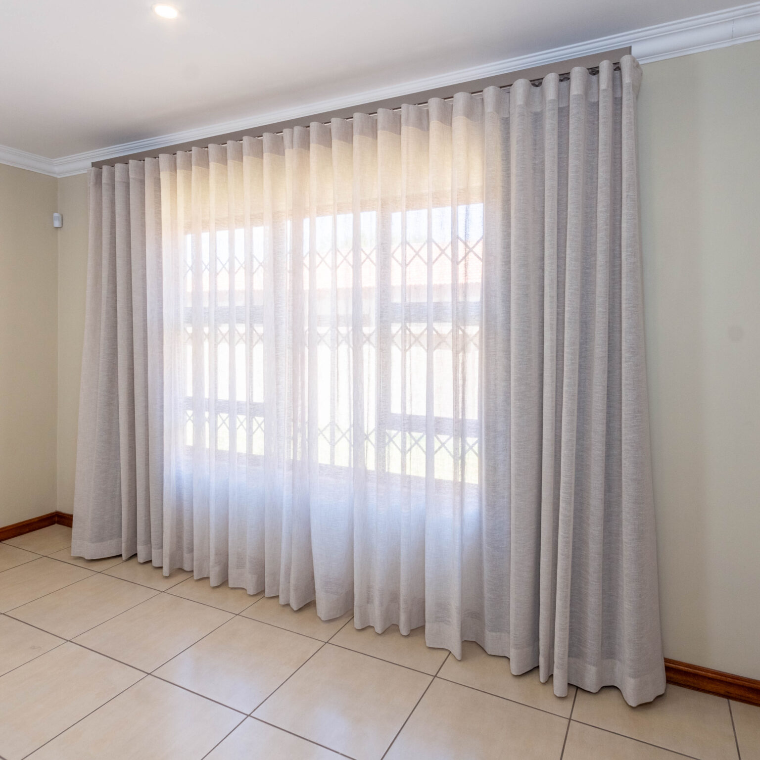 Double Wave Curtain - Sand - Blind Concepts